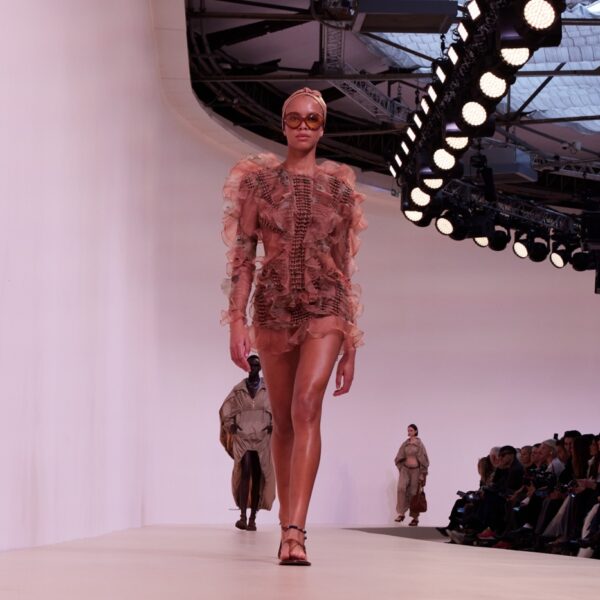 Znamy kolor roku Pantone 2025! Mocha Mousse otuli Twoje zmysły - Modivo ...