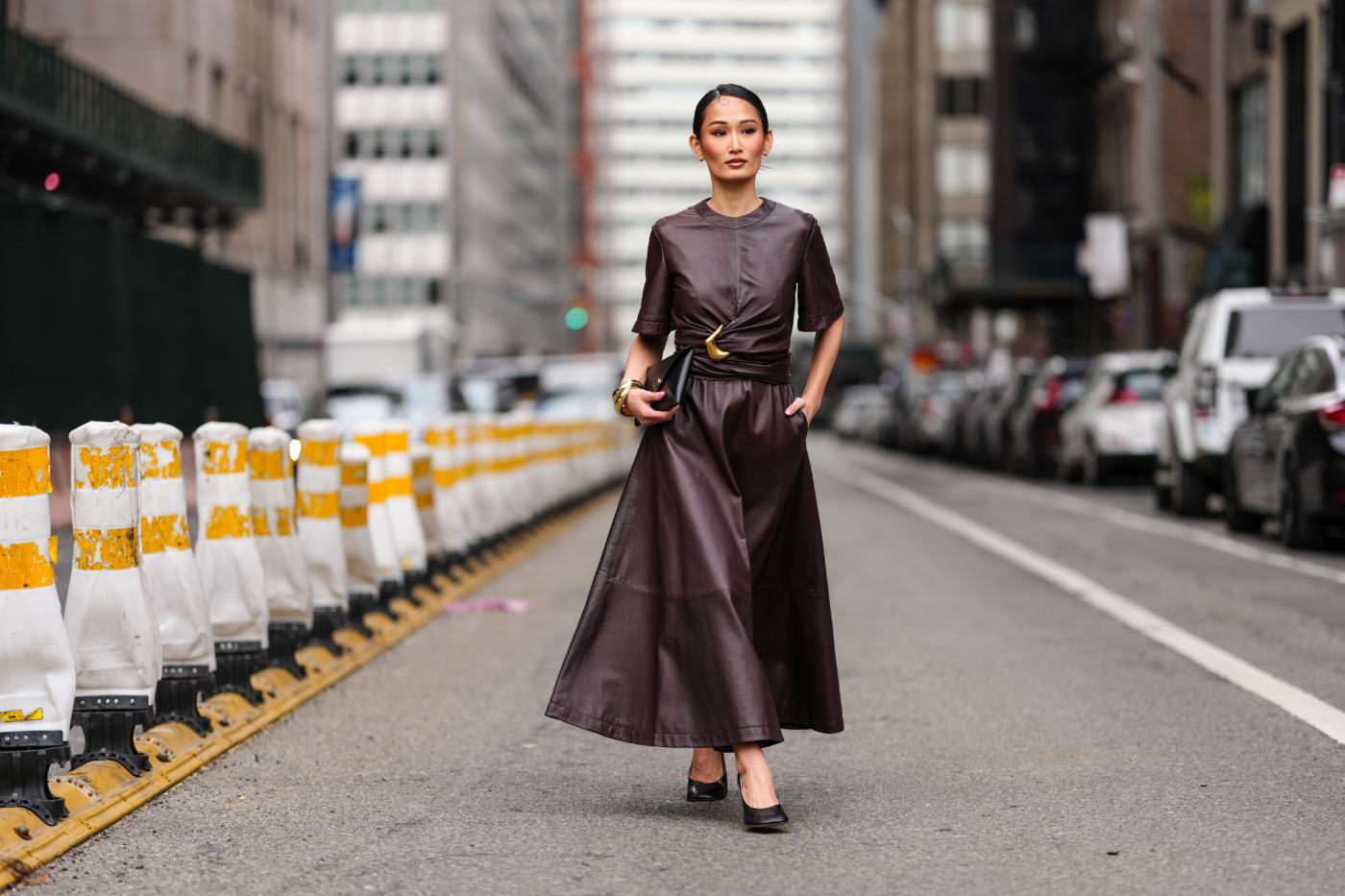 Jakie buty wybrać do długiej sukienki?